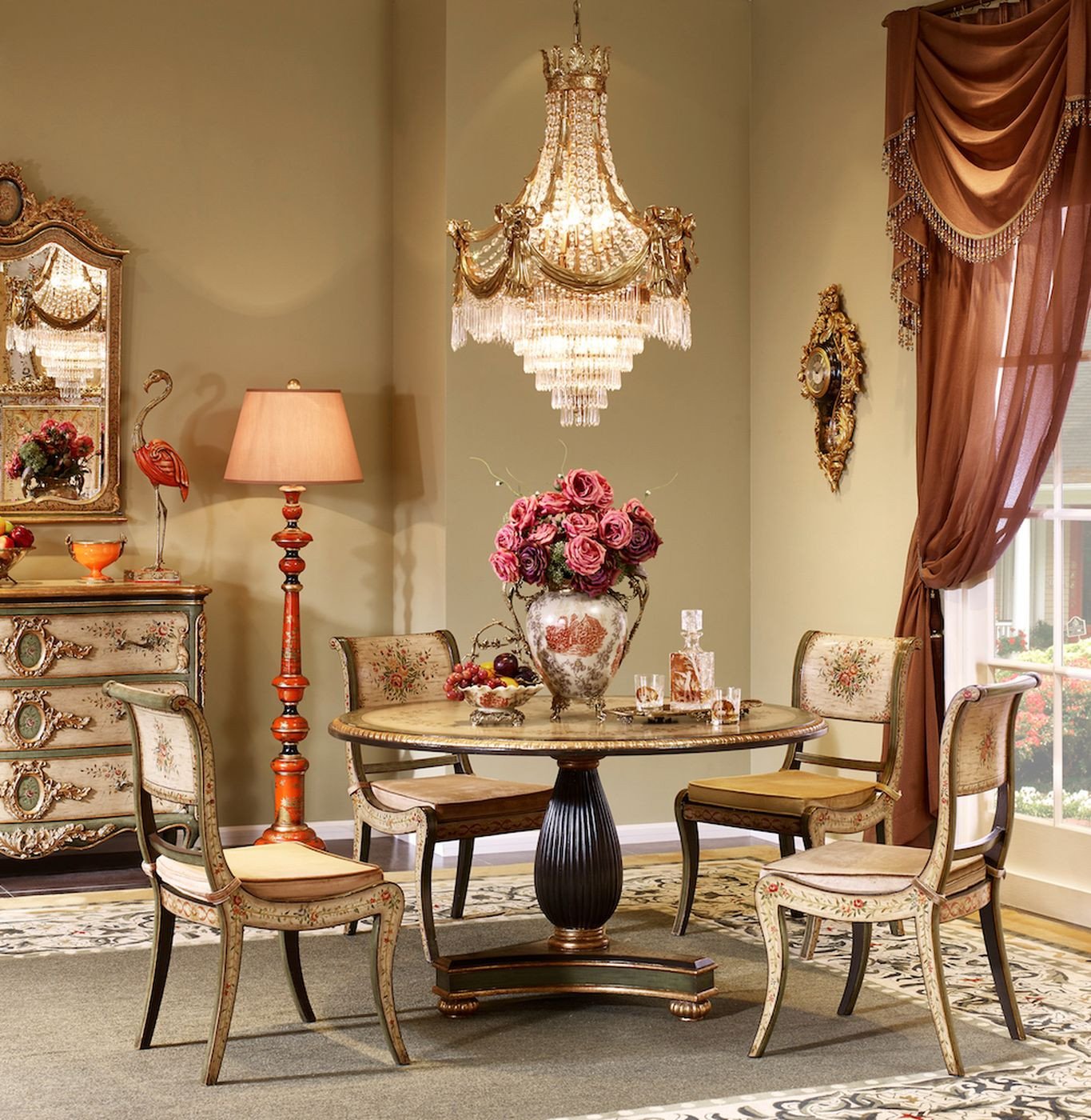 Family Classic Dining Table ⋆ Emirates Home