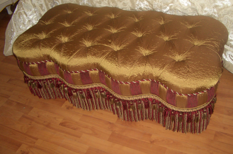 Gold And Brown Curve Bed Bench ⋆ Emirates Home